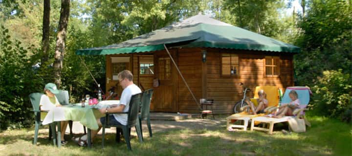 Camping Bungalow In Domaine De Chenefleur - Chiny