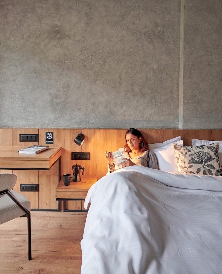 Komfort Plus Room At Warehouse Suites & Loft - 마날리