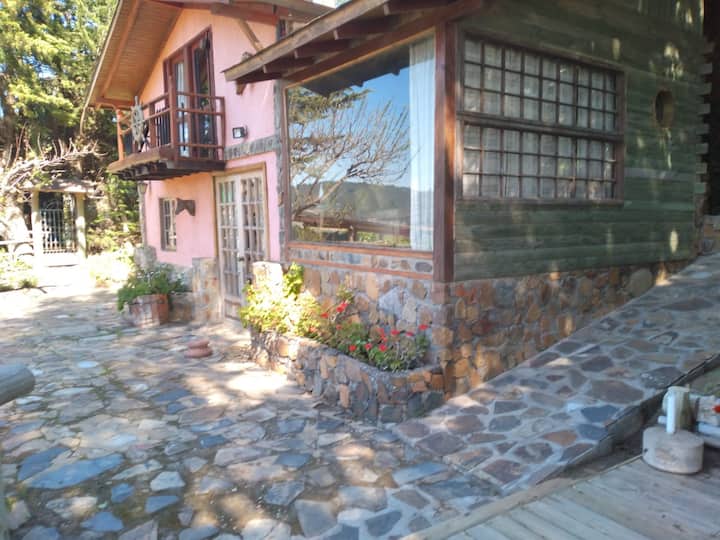 Cabaña De Descanso Con Vista Y Acceso  Al Lago - Vichuquén