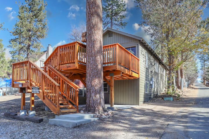 Spa, Yard, Mins To Slopes, Lake & Village - Big Bear Lake, CA