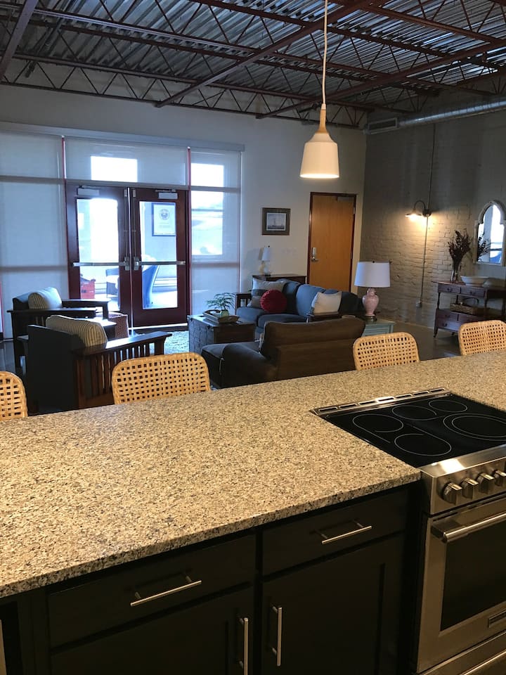 Downtown Loft - Toledo, OH