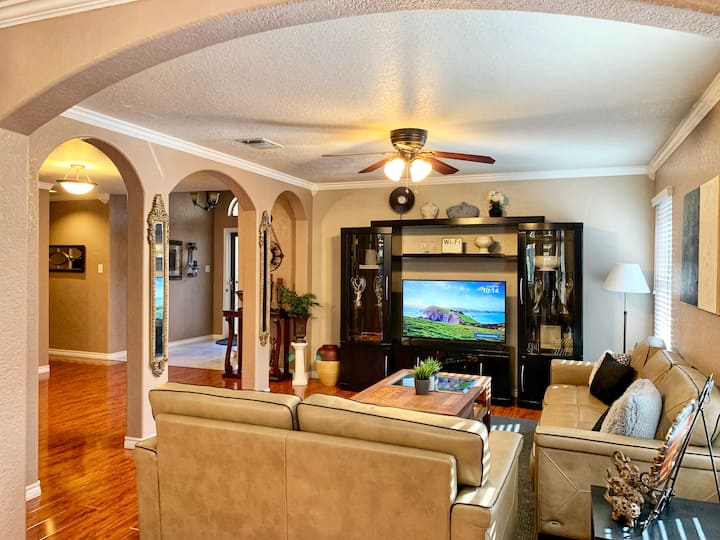San Antonio Home Away Fr Home 4-2 ½ Near Seaworld - Arcadia Ridge - San Antonio