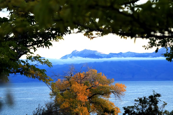 3 Bedroom Vacation Home Walk To Pyramid Lake Beach - Pyramid Lake, NV