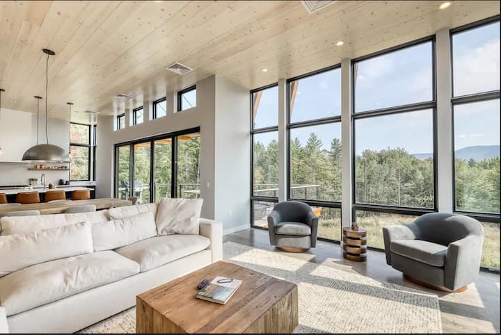 Stowe Mountain Modern Retreat - Stowe, VT