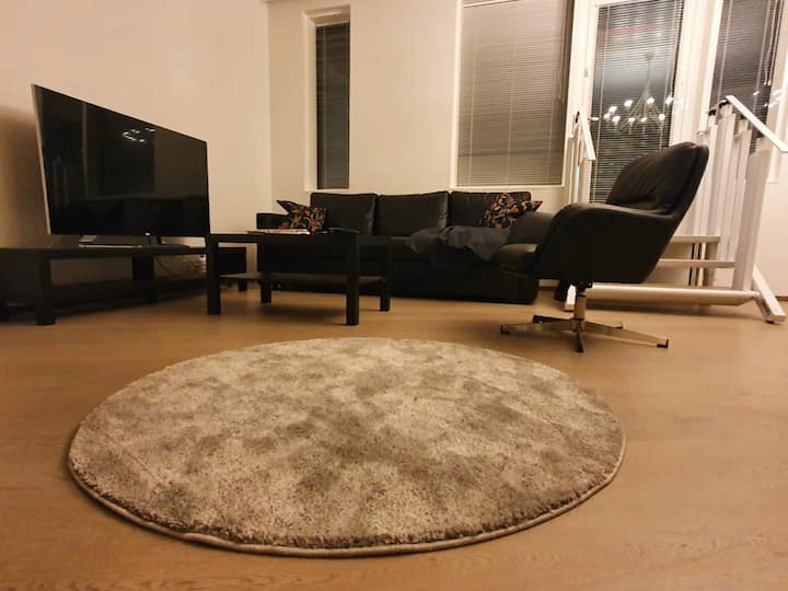 Topaasin 13. Kerroksen Huoneisto Kaupungin Yllä. - Tampere