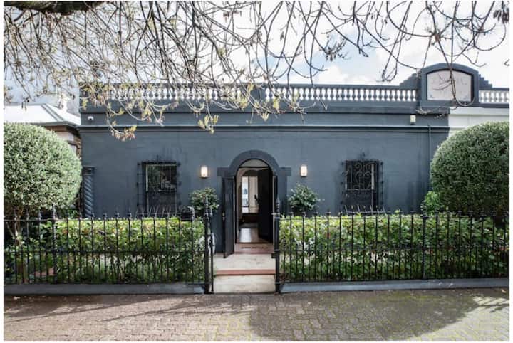 Stunning Villa With Pool, A Walk To Adelaide Oval - Adelaide