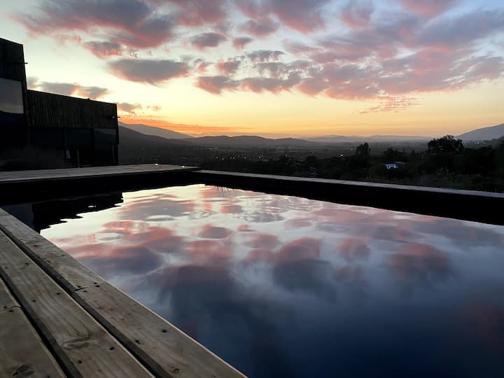 Gran Casa Mediterránea En Condominio En Olmué - Olmué