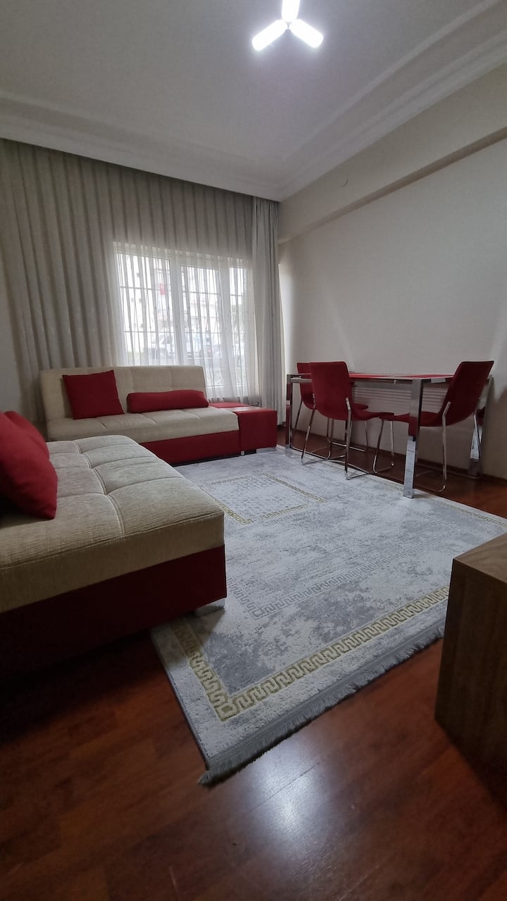 Lovely 2 Bedroom Flat In The Center - Ankara