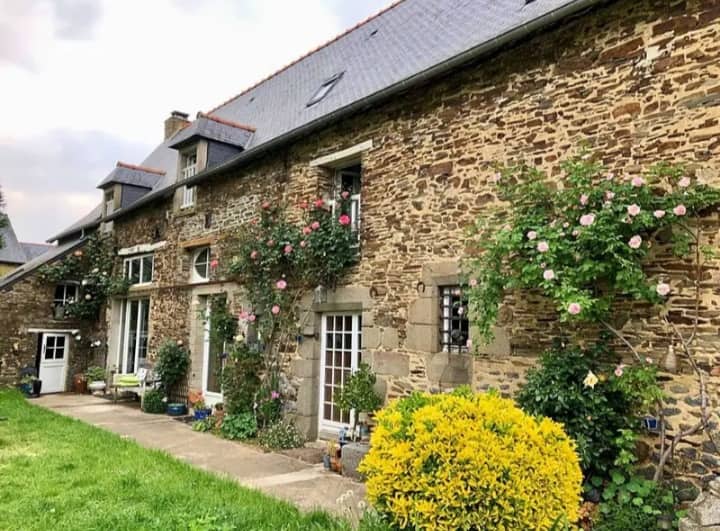 Loue Longère, 5 Pers. Min. (9 Avec Sup) Jardin - Dinan