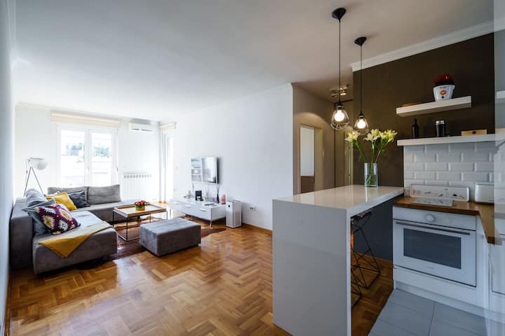 Cozy 1-bedroom Condo/home With Patio - Belgrado