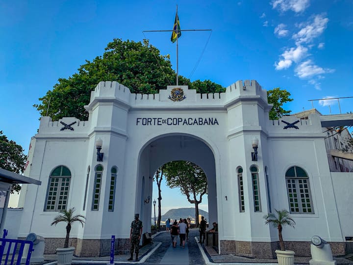 Copacabana/ipanema 100m From The Beach - Rio de Janeiro