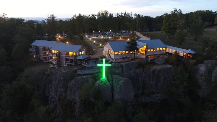 Lovely Suite Locate At 2500 Ft Above Sea Level - LaFollette, TN