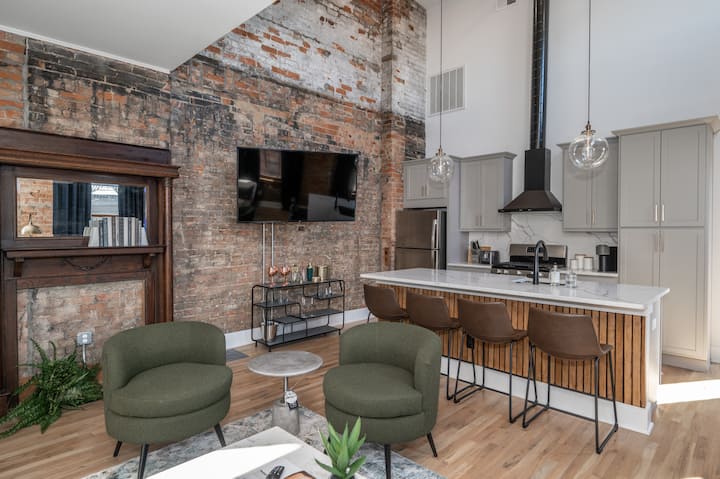 View From The Top | Otr | Free Parking! - Cincinnati