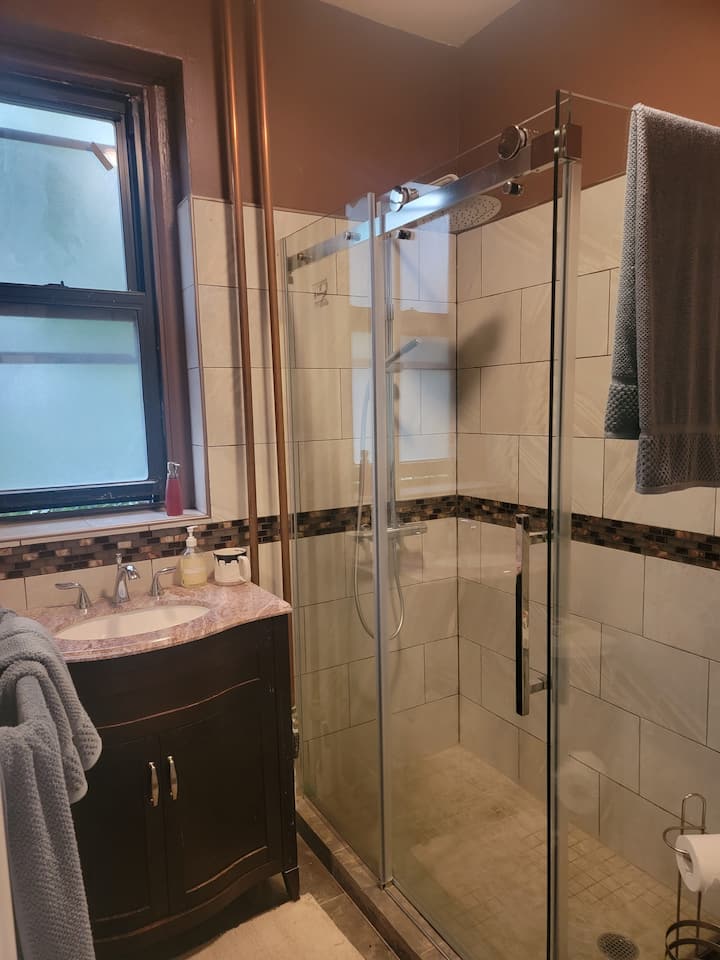 This Is A Lovely Studio In An Amazing Location - New York City