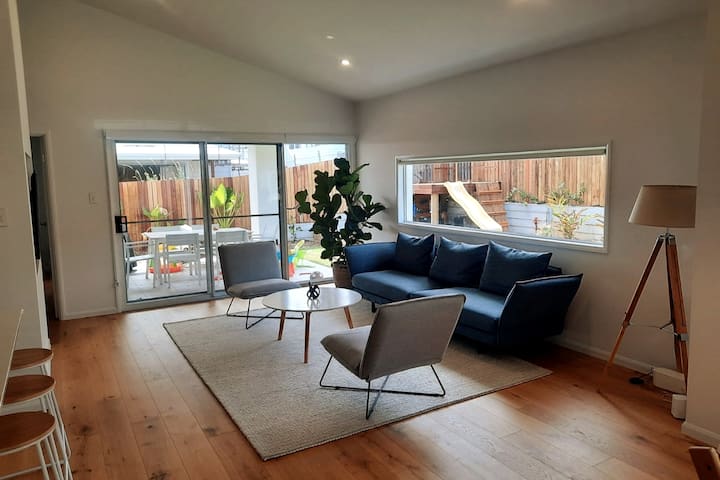 Modern Family Home In Coastal Lennox Head - Lennox Head