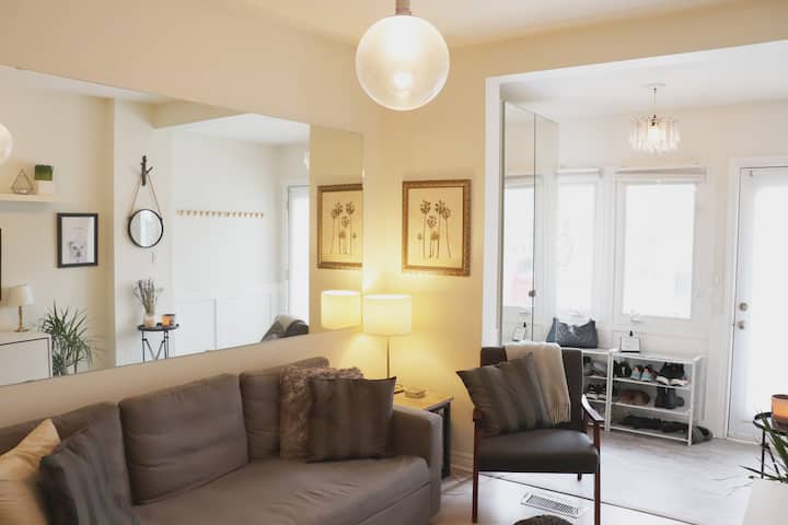 Contemporary Cozy Home In The Annex - Toronto