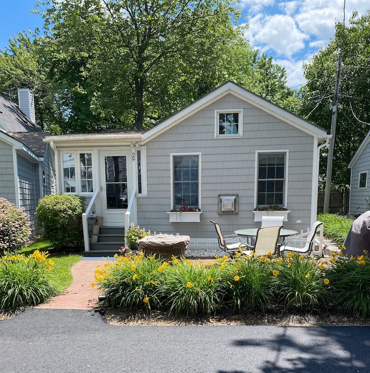 Cozy Cottage / Walk To Beach, Short Or Long Term - Scarborough, ME