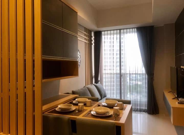 New 2022- Pool View 1br Apartment With Best View - Jakarta