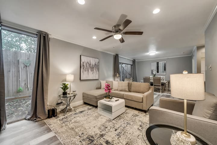 25% Off 4bd Condo | Six Flag G.prairie | Gp60a - Arlington, TX