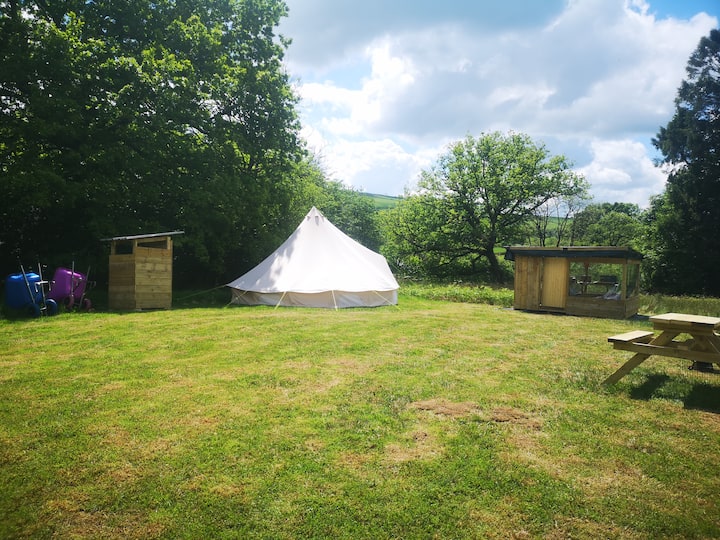 Derwen- Off Grid Bell Tent With Ample Space. - Lampeter