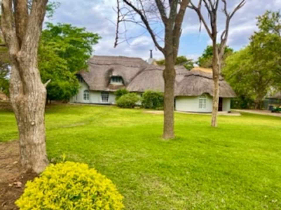 Mazvikadei Vacation Rentals & Homes - Mashonaland West Province ...