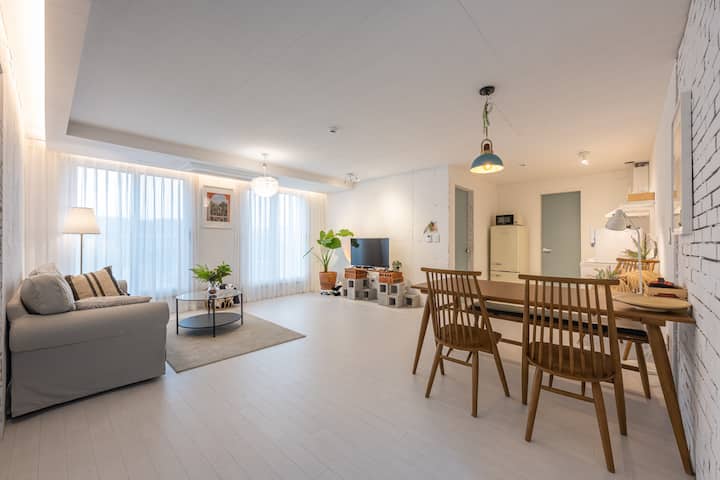 아이리스 301호/바베큐/루프탑/수영장/비대면(셀프체크인) - Aéroport de Séoul Incheon (ICN)