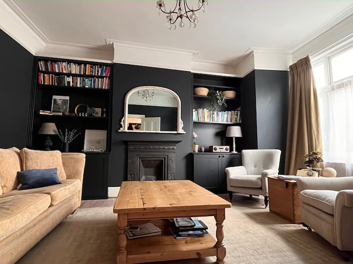 Stylish, Cosy, Three Bedroom Edwardian Terrace - London, UK
