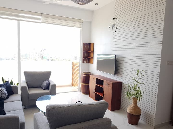 Lovely Sea View 3 Bed Rooms Brand New Apartment - Colombo