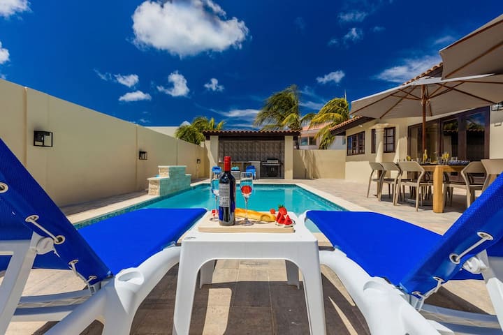 Large 5br Villa With Private Pool Near Eagle Beach - Aruba