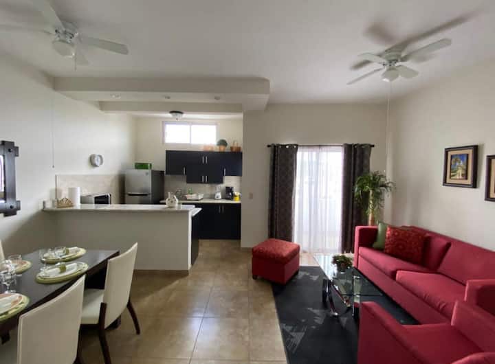 Vivienda Completa - Tepeyac - 5 Br - 4.5 Bath - Tegucigalpa