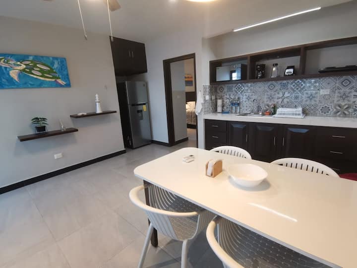 Local Experience In A New Stylish And Spacious Apt - Playa del Carmen