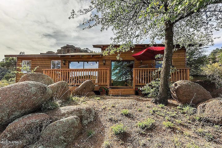 Cheerful Retreat, 2 Br Cabin + Loft & Great Views - Payson, AZ