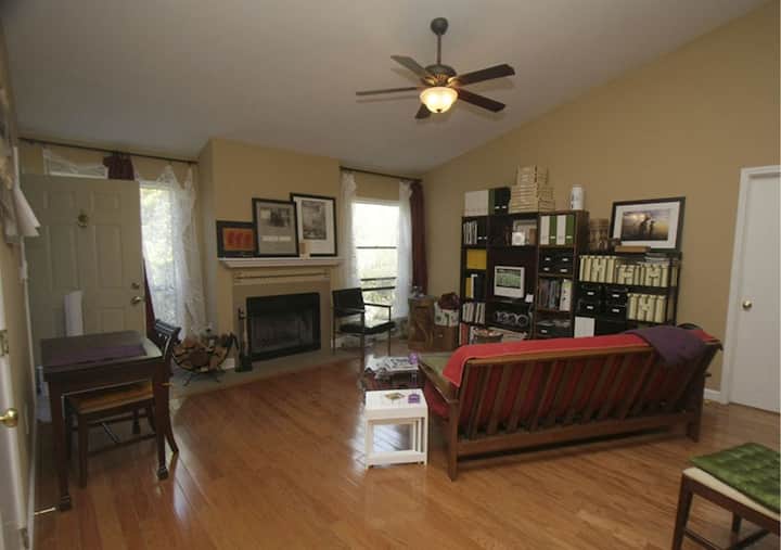 1 Br Suite Great For Nurses, Usc & Ft. Jackson - Columbia, SC