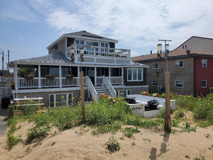 Poseidon - Beach-front With Fireplace & Sauna - Hampton University, Hampton