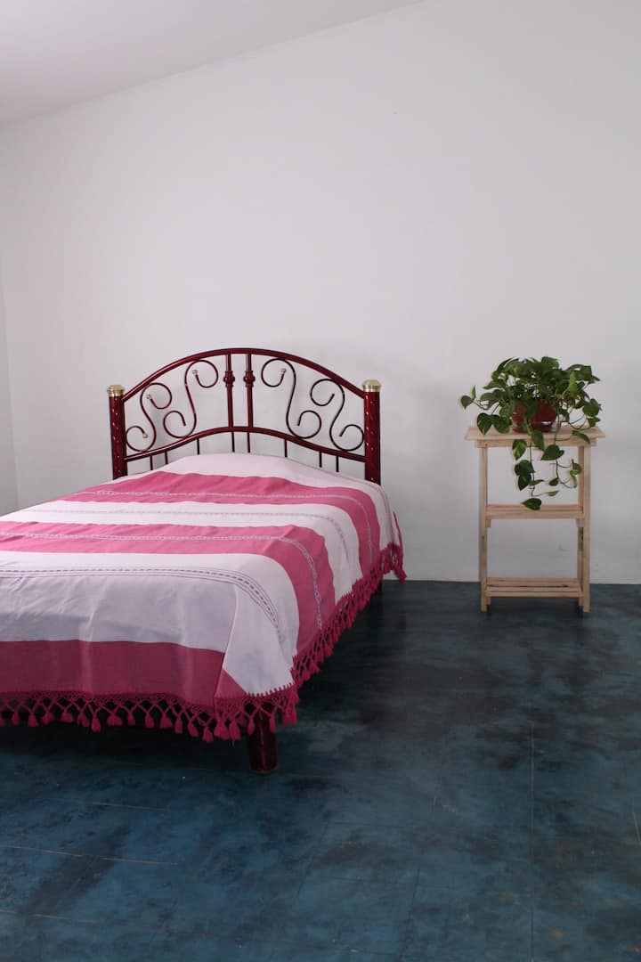 Cheerful 4 Bedrooms Vacation Home With Parking - Oaxaca de Juárez