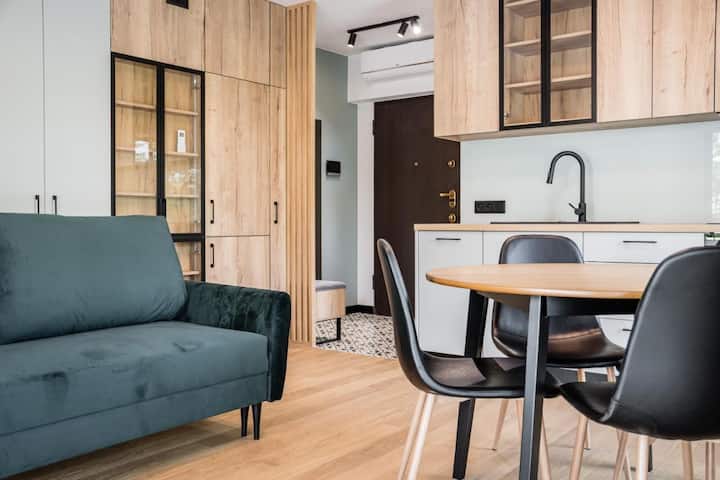 Wyjątkowy Apartament Z Balkonem - Krakow