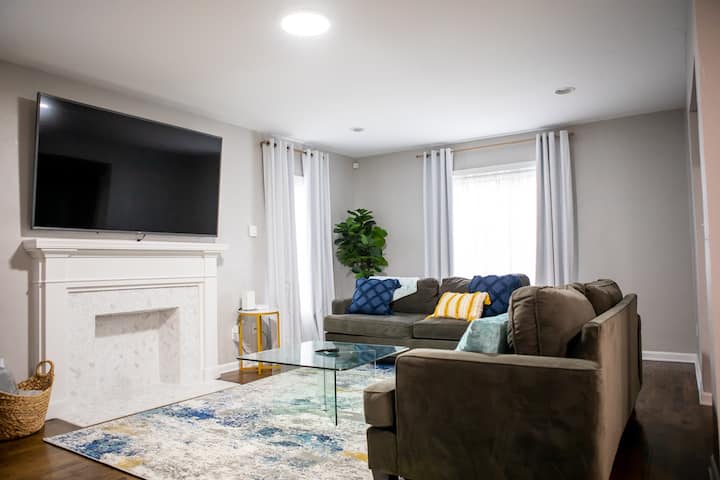 Close To Fairgrounds, Plaza, Downtown +⚡️Fast Wifi - Oklahoma City