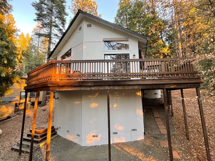 Chalet Ac Heat Fireplace Wifi Deck 2 Kingbeds - Long Barn, CA