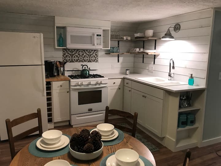 Maple Street Barn Apartment - Elmore State Park, Elmore