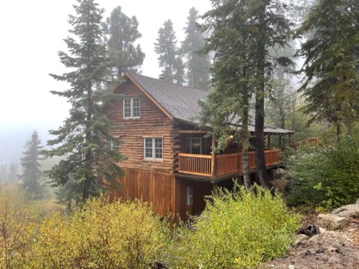 The Eagle's Nest - Running Springs, CA