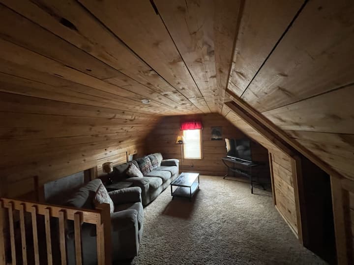 Cabin In Town - Red Lodge, MT