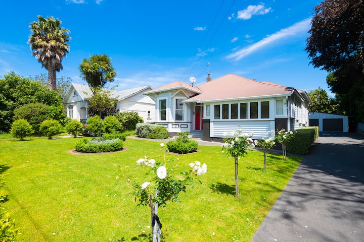 Fabulous Four Bedroom House Next To Anzac Park - Gisborne, New Zealand