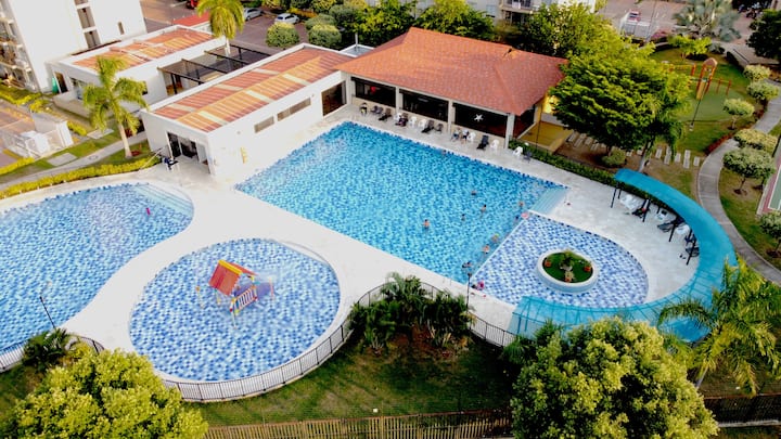 Hermoso Apartamento Amoblado Con Piscina - Girardot