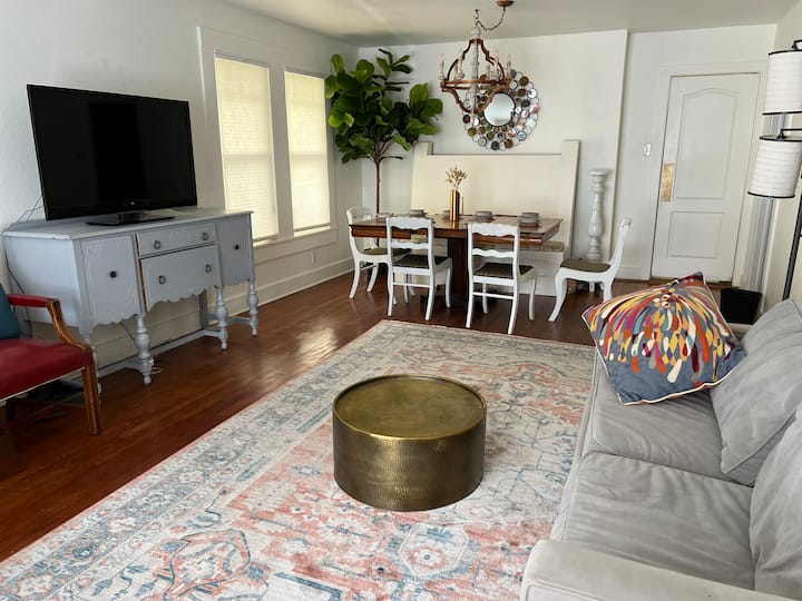 Super-soco-1 Bed, 1 Bath Near Park/shops/ Dt - Austin, TX