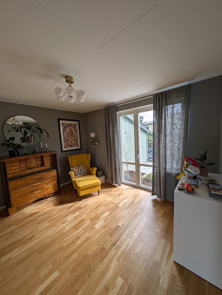 Rymlig Och Modern Villa - Stockholm
