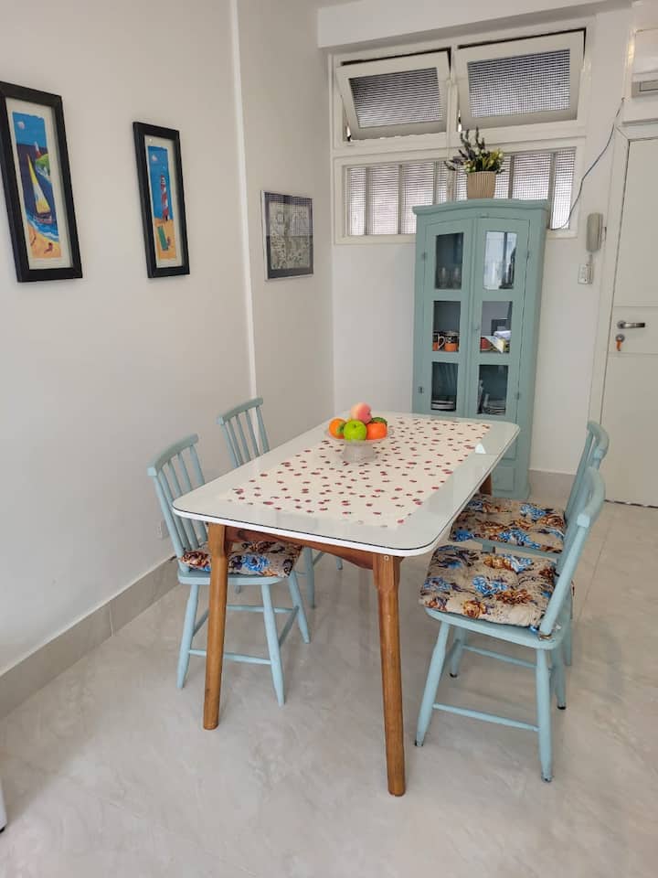 Pise Na Areia! 2 Min Da Praia! Apt Novo. Capricho! - Guarujá