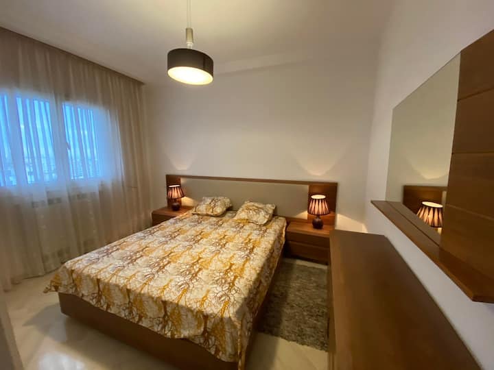 Luxueux S+3 Vue Panoramique Ennasr 2 (Tunis) - Tunis