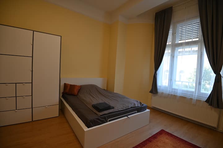 Blue Room - Nefelejcs Street - Budapest