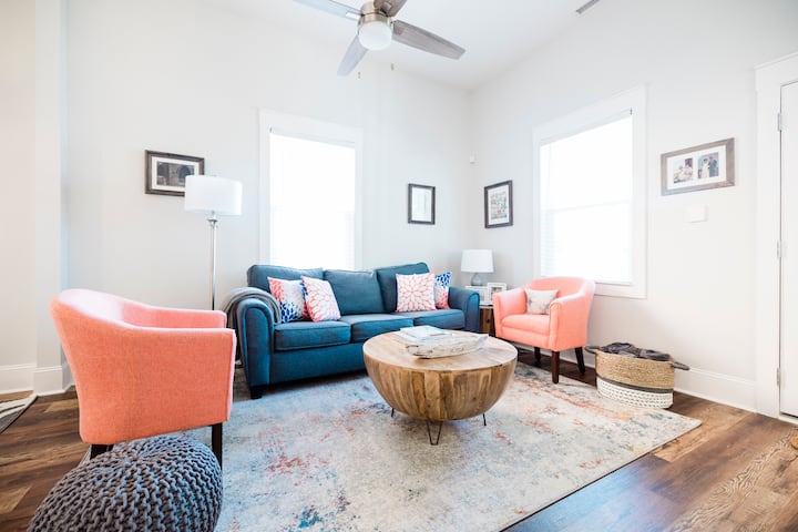 Ms Cat's Cottage - Wilmington, NC