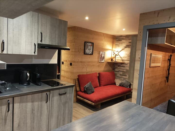 Val Thorens: Un Appartement Skis Aux Pieds - Val Thorens